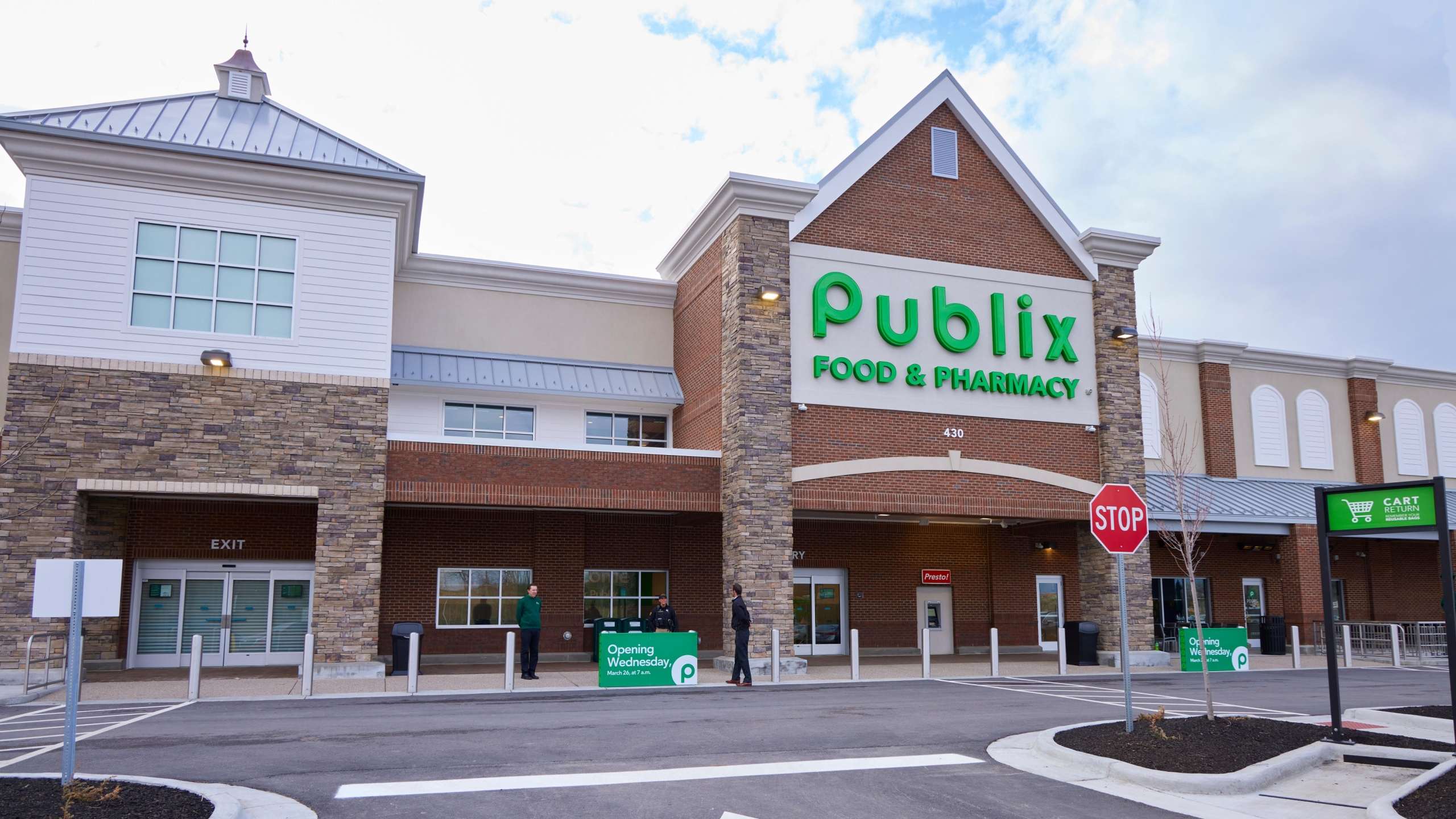 Briga no estacionamento de Publix na Florida acaba em tiros e ...